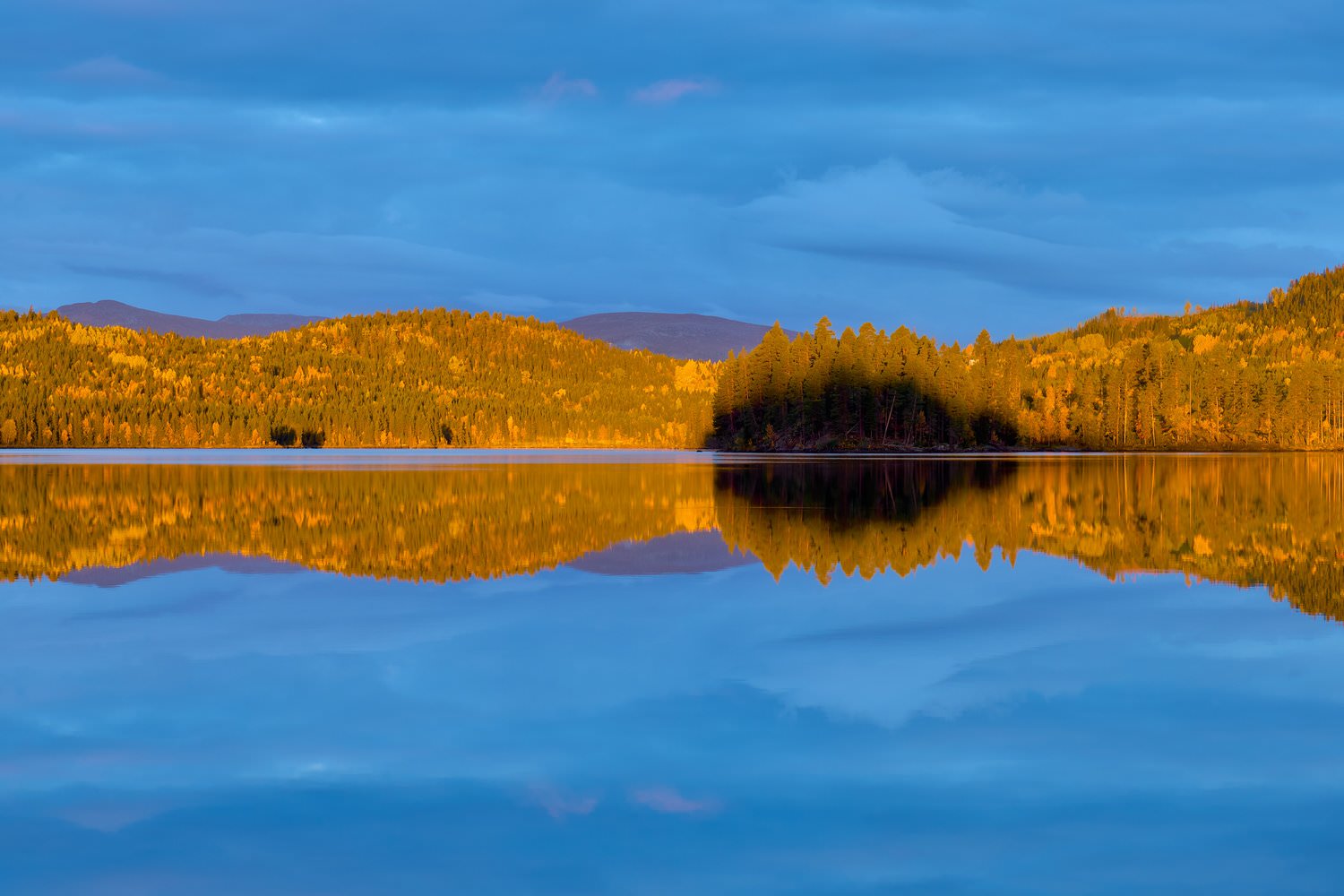 Frame Within a Frame in Landscape Photography | PetaPixel