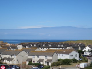 Bizarre Floating Tanker Ship is Rare 'Superior Mirage' | PetaPixel