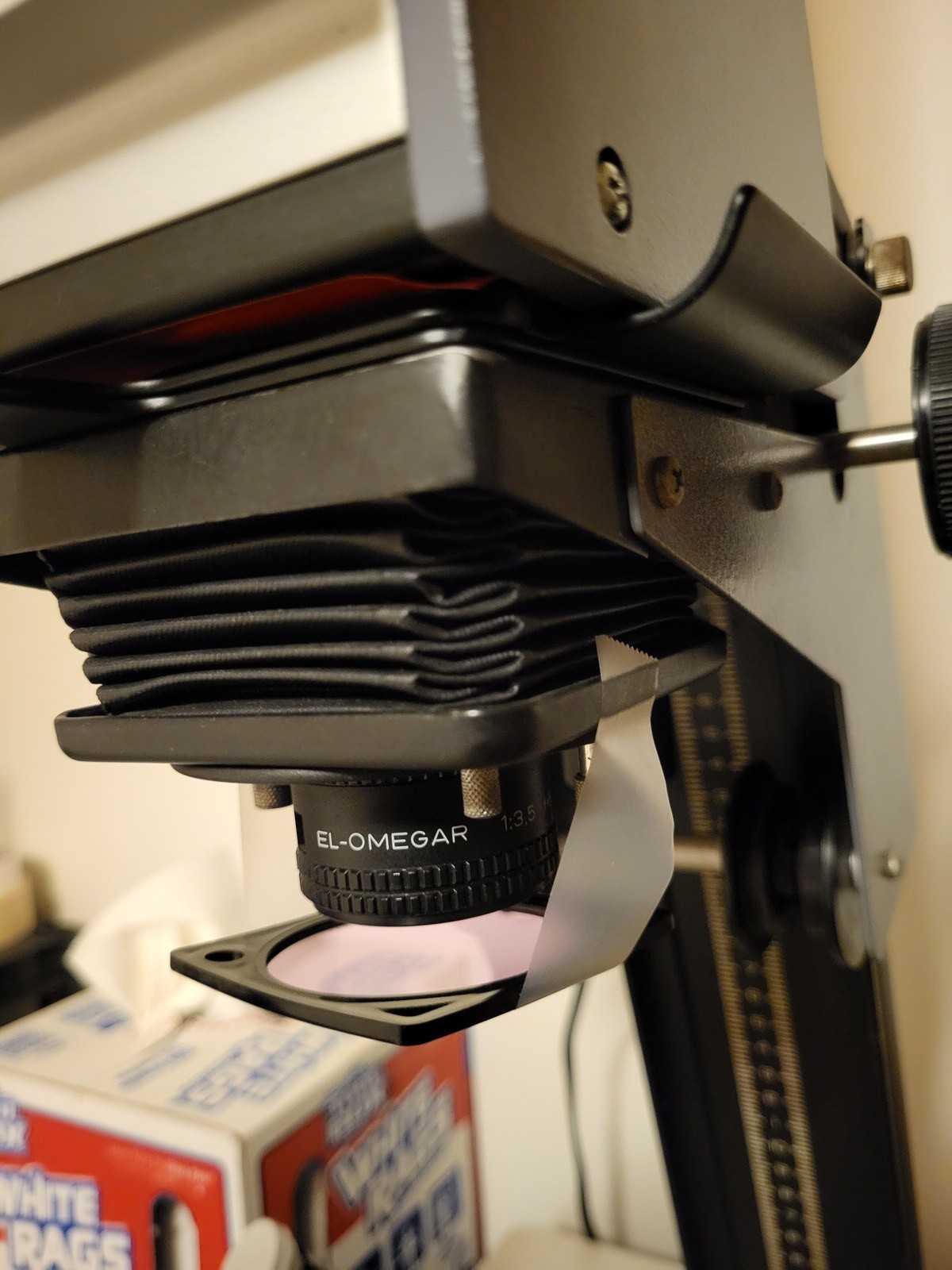 How to Make a DIY Omega Contrast Filter Holder | PetaPixel