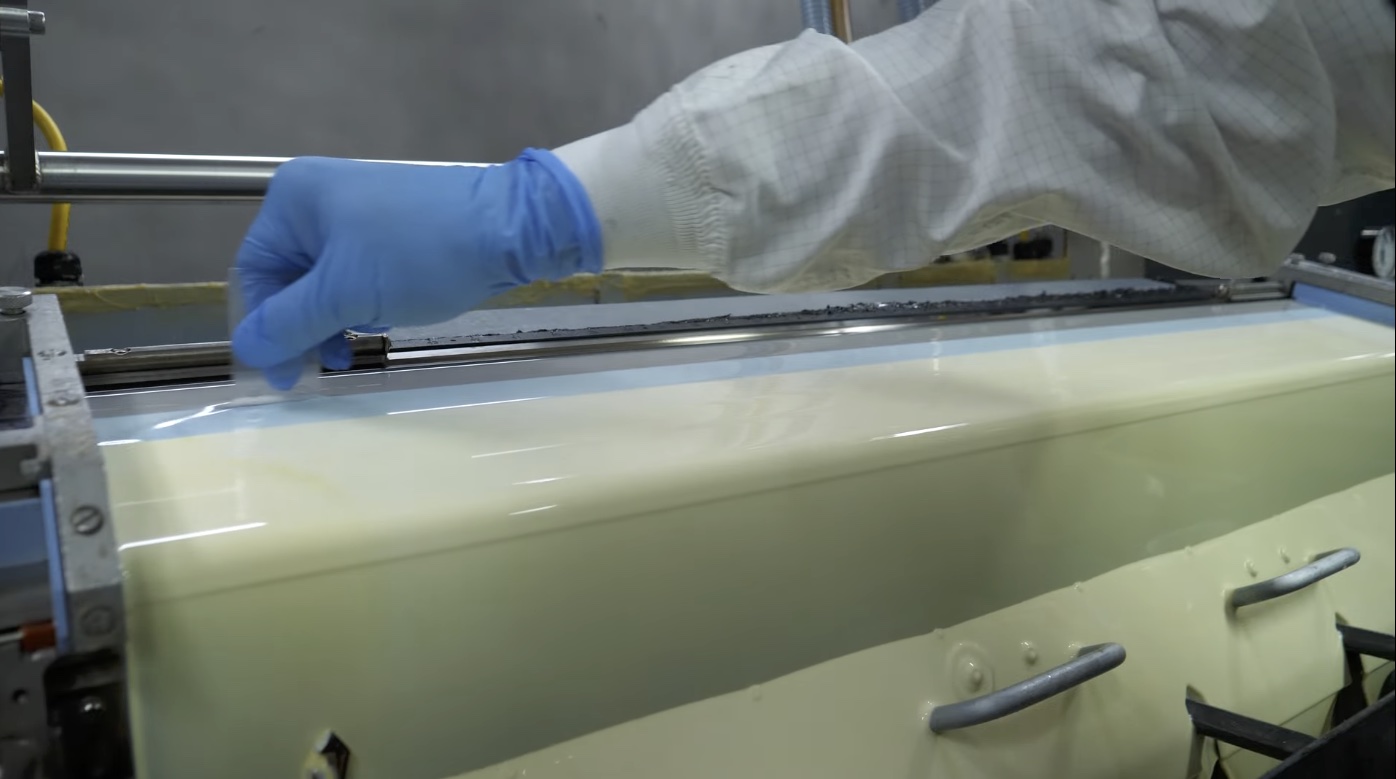 See How Kodak Makes Film Through a Behind-the-Scenes Factory Tour ...