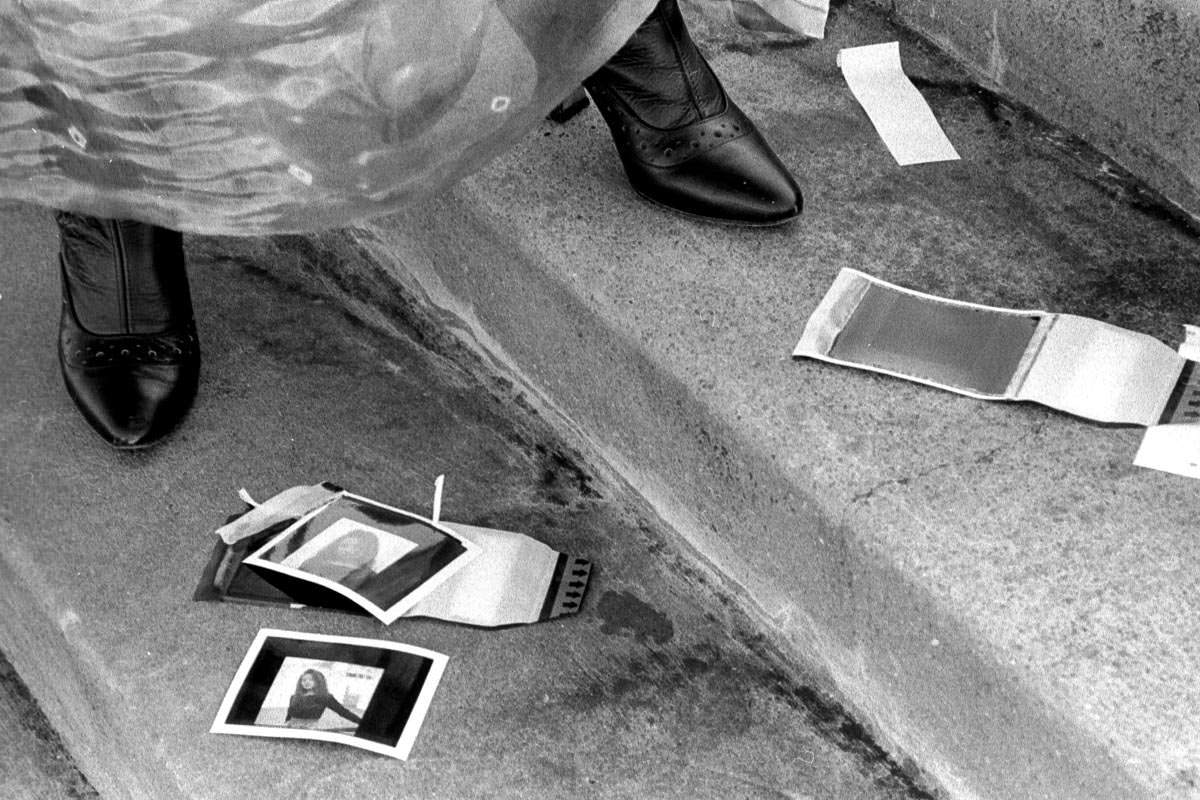 How to Use a Light Meter in Photography | PetaPixel