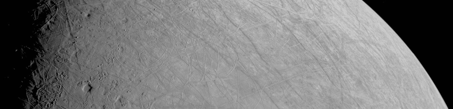 Close-up Images of Jupiter's Frozen Ocean Moon That Could Harbor Aliens ...