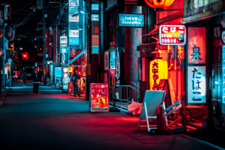 Photographer Captures the Neon Beauty of Kyoto at Night | PetaPixel