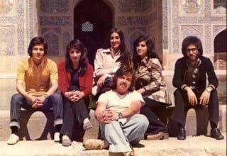 Photos Show What Life Looked Like for Iranian Women Before 1979 ...