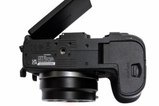 Canon EOS R7 Teardown: Inside the Prosumer APS-C Mirrorless Camera ...