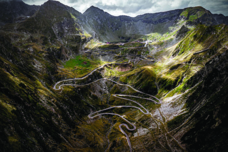 Spectacular Photos Showcase Secret Locations From Around the World ...