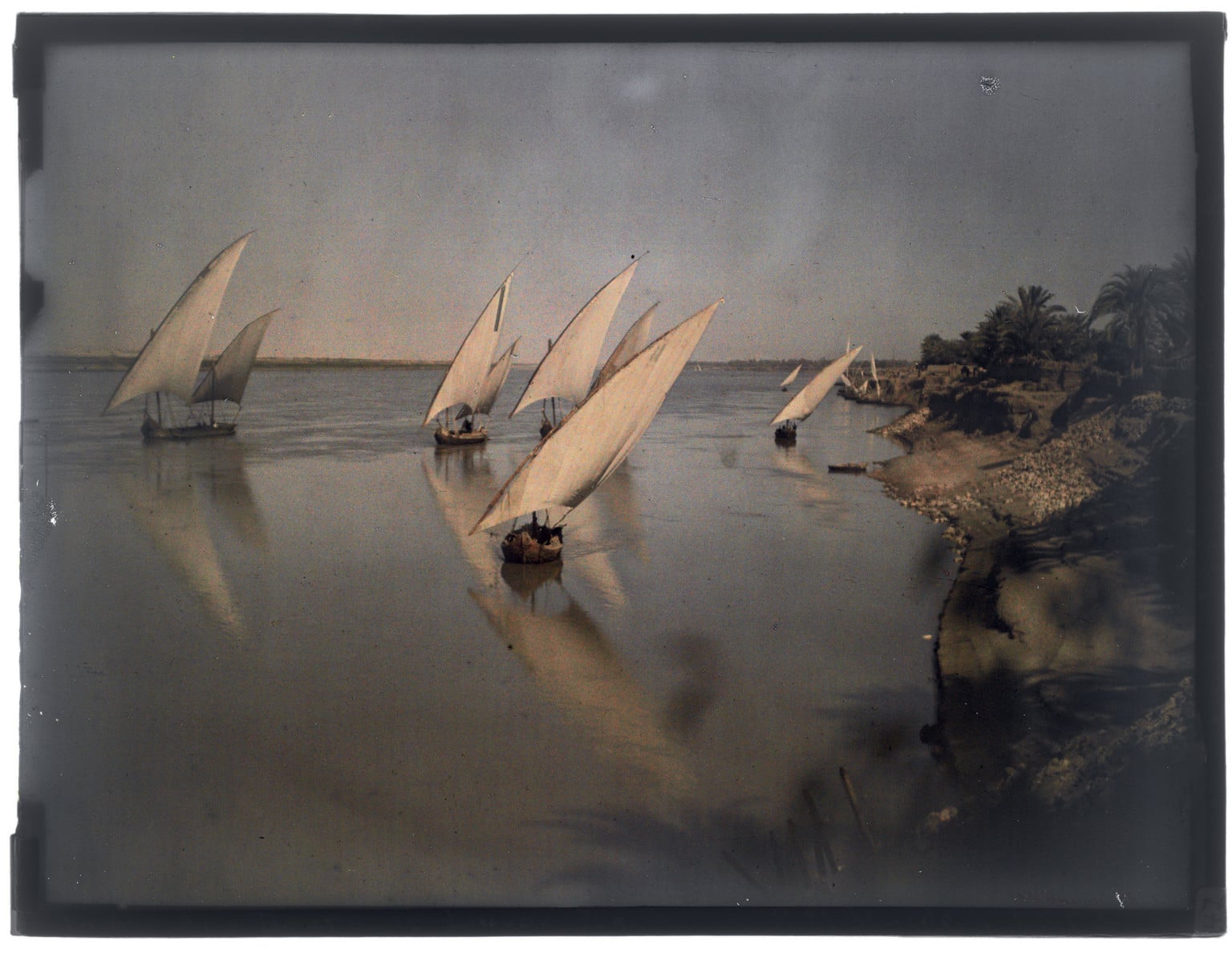 Rare Collection of Early-Color Photos That Can Never See the Light of ...