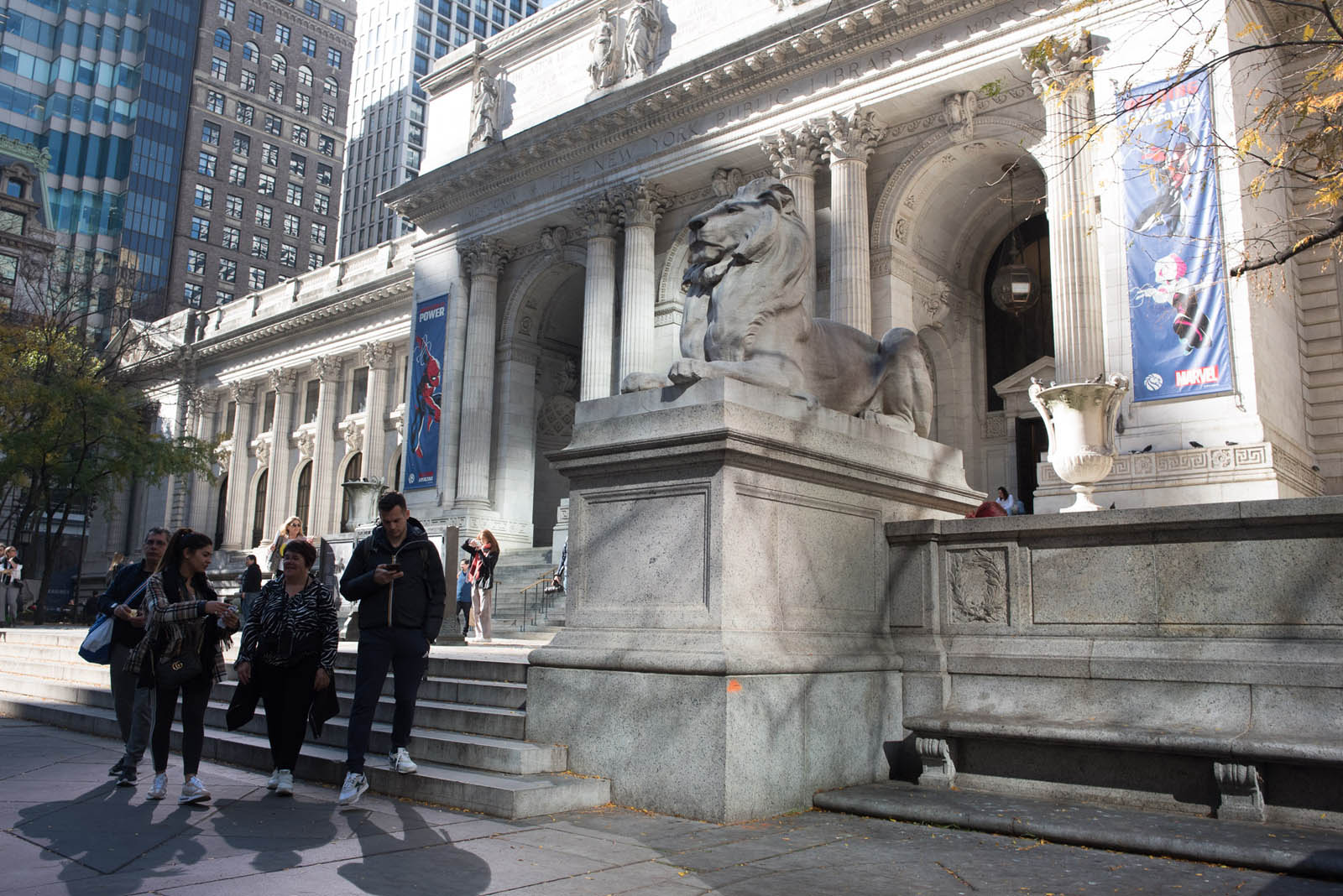 Want to See Some Bad Street Photos? | PetaPixel