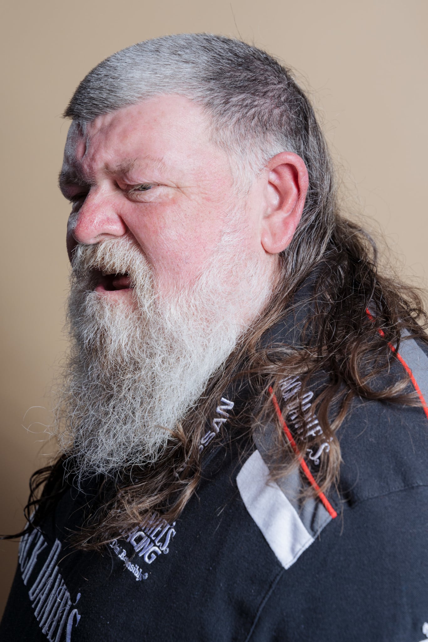 Photographer Captures the Most Glorious Mullets in Australia | PetaPixel