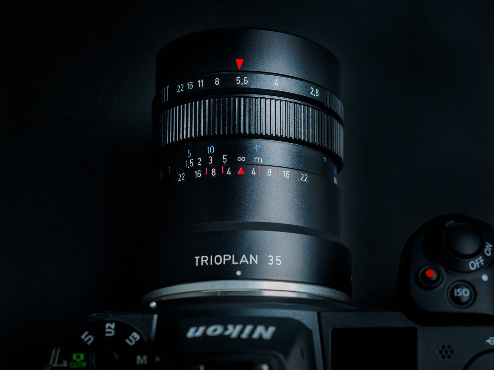 Meyer Optik 35mm f/2.8 Trioplan II Review: Bokeh is Front and Center ...