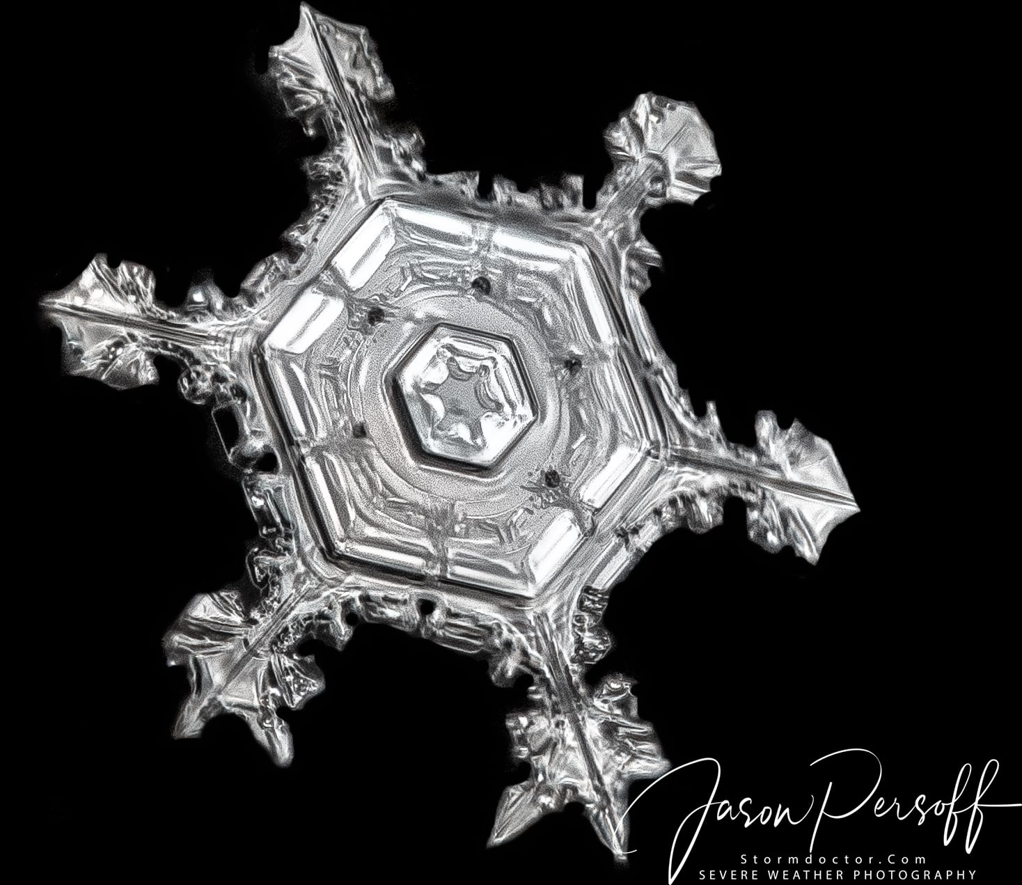 Photographer Seeks Perfectly Formed Snowflakes for Magical Photo Series ...