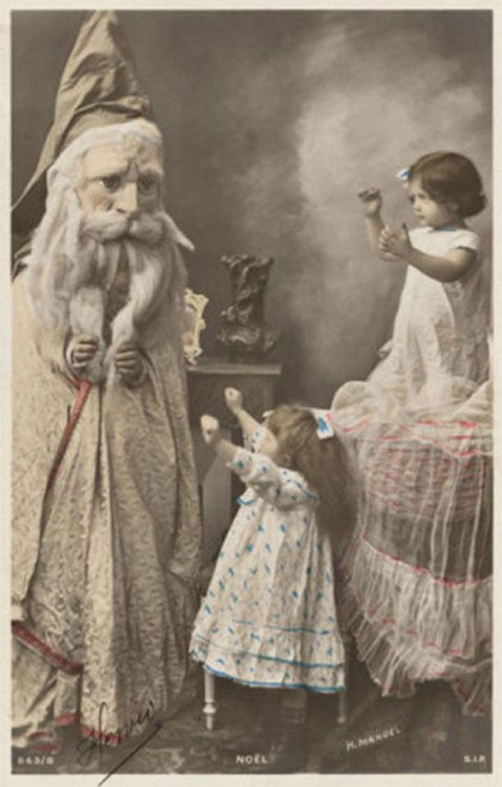 Creepy 19th-Century Photos Show What Santa Claus Used To Look Like ...