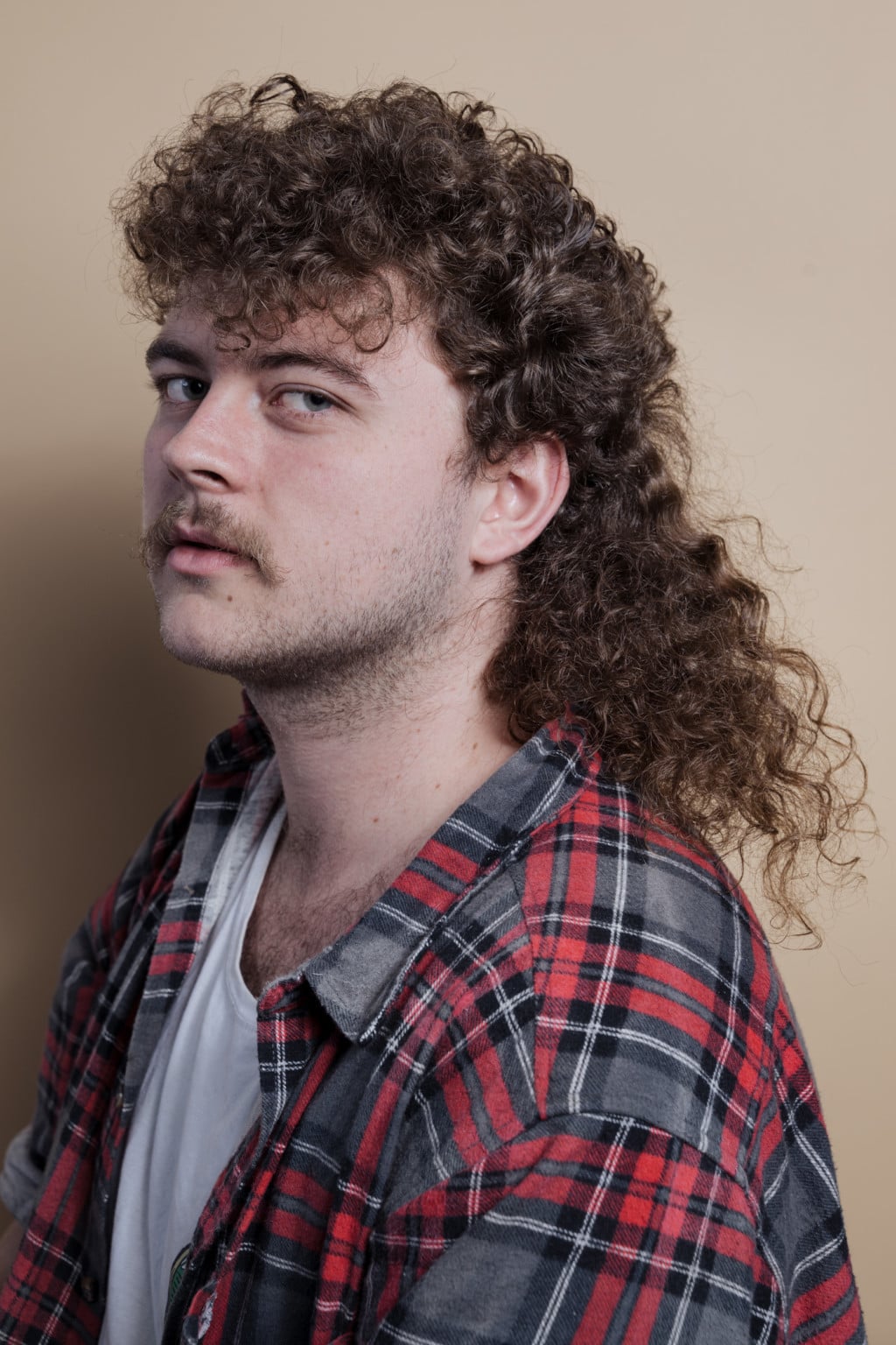 Photographer Captures the Most Glorious Mullets in Australia | PetaPixel