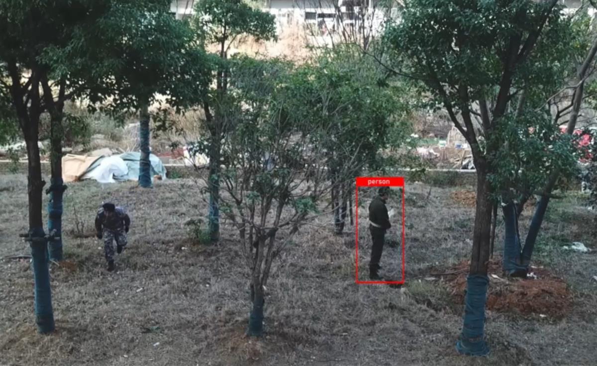 $71 Coat Makes Wearers Invisible to AI Security Cameras | PetaPixel