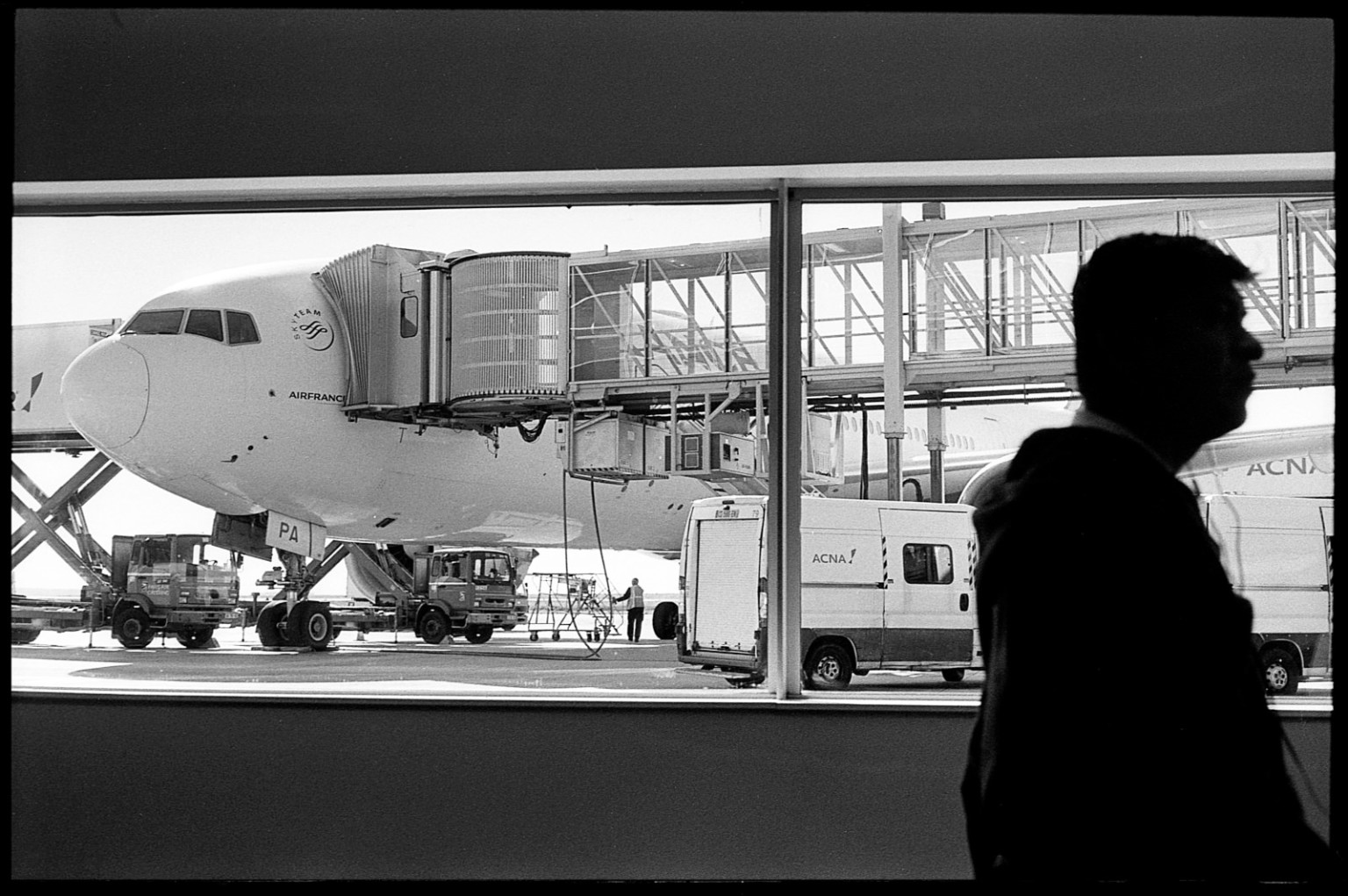 Flying with Film: How to Handle X-ray Checkpoints as a Photographer ...