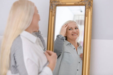 How to Smile for Pictures: 8 Tips for Perfect Portraits | PetaPixel