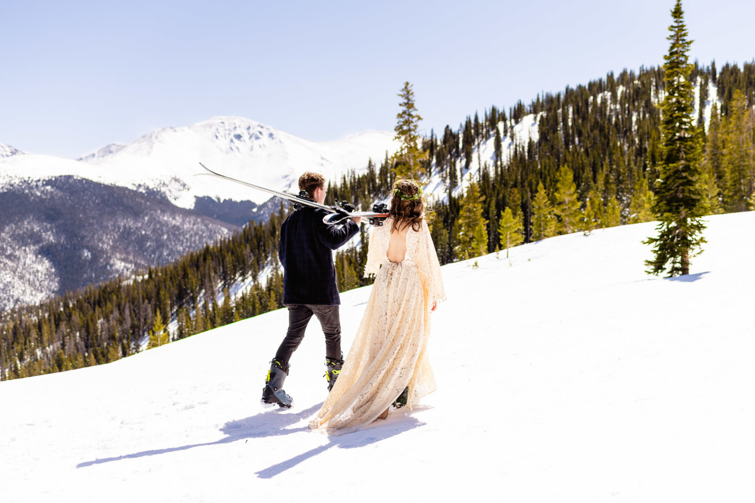 Ski Wedding Photographer Finds Niche Shooting Newlyweds on Slopes ...