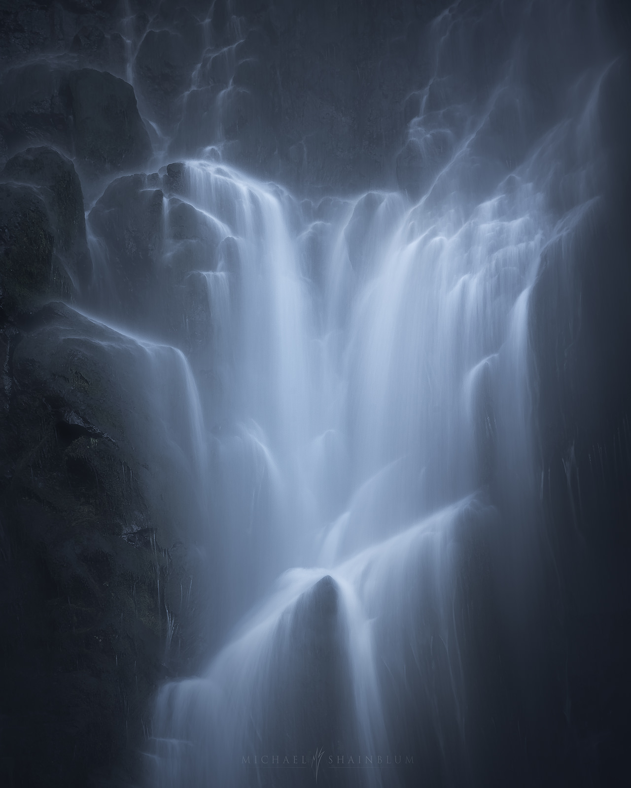 Unique Techniques for Capturing Better Waterfall Photos | PetaPixel