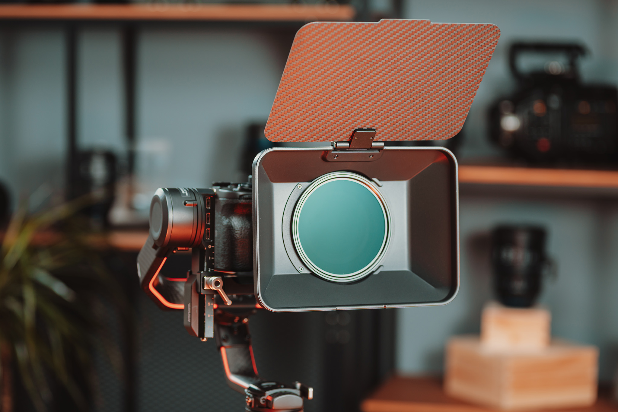 Irix's Matte Box IQ Uses Carbon Fiber Parts, Works with Magnetic ...