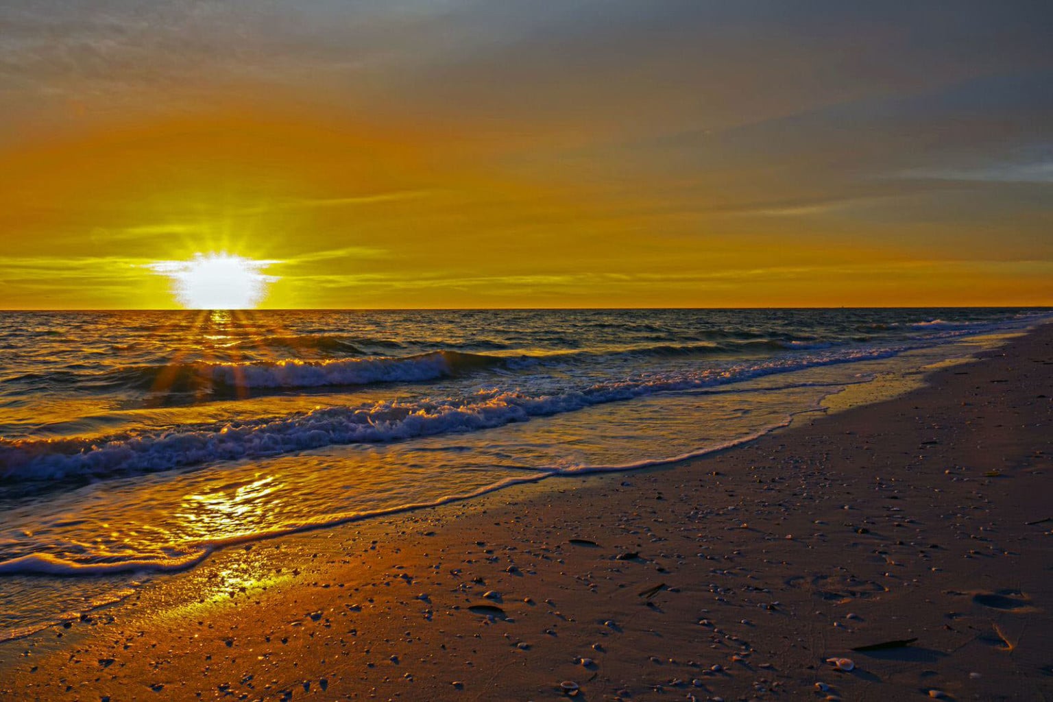 The Best Photos from GuruShots' 'Incredible Sunsets' Challenge | PetaPixel