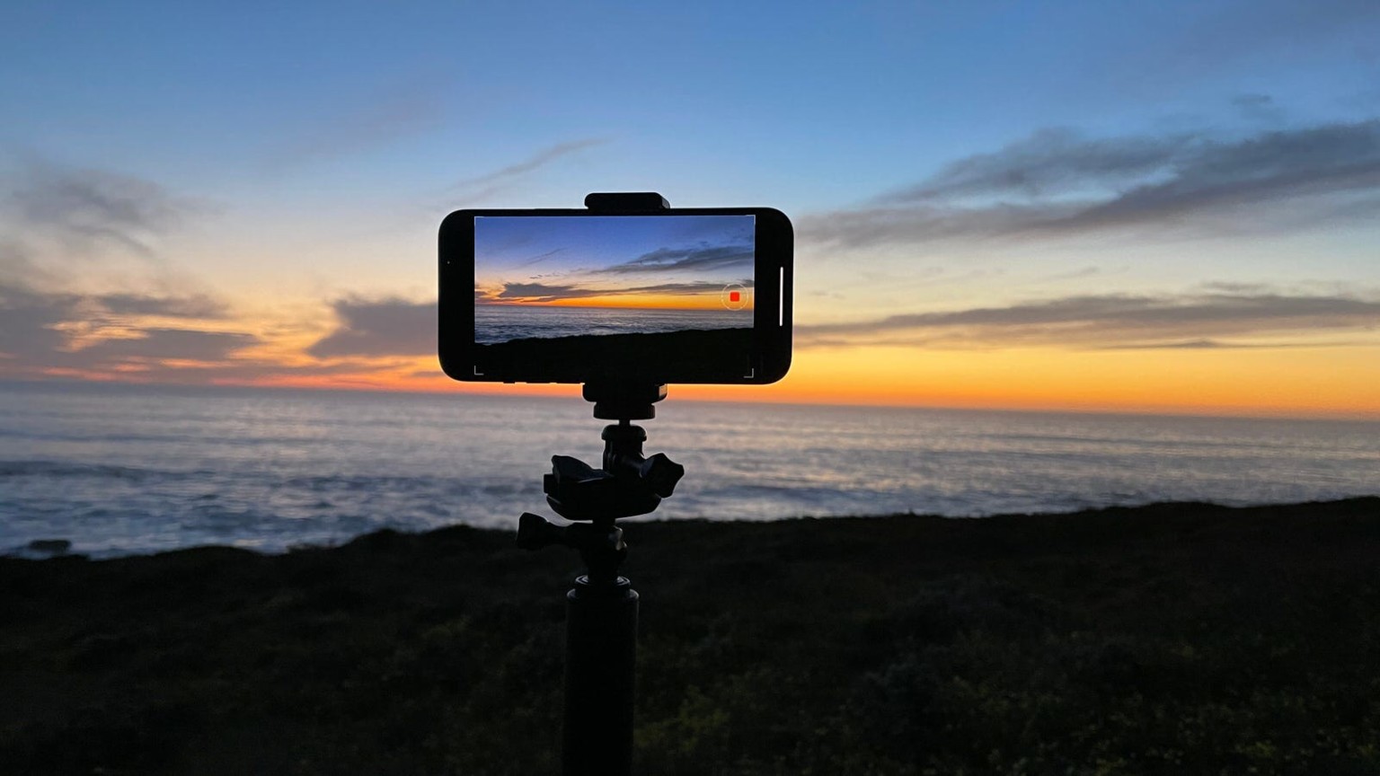 10 Tips and Tricks for Shooting Better Smartphone Photos | PetaPixel