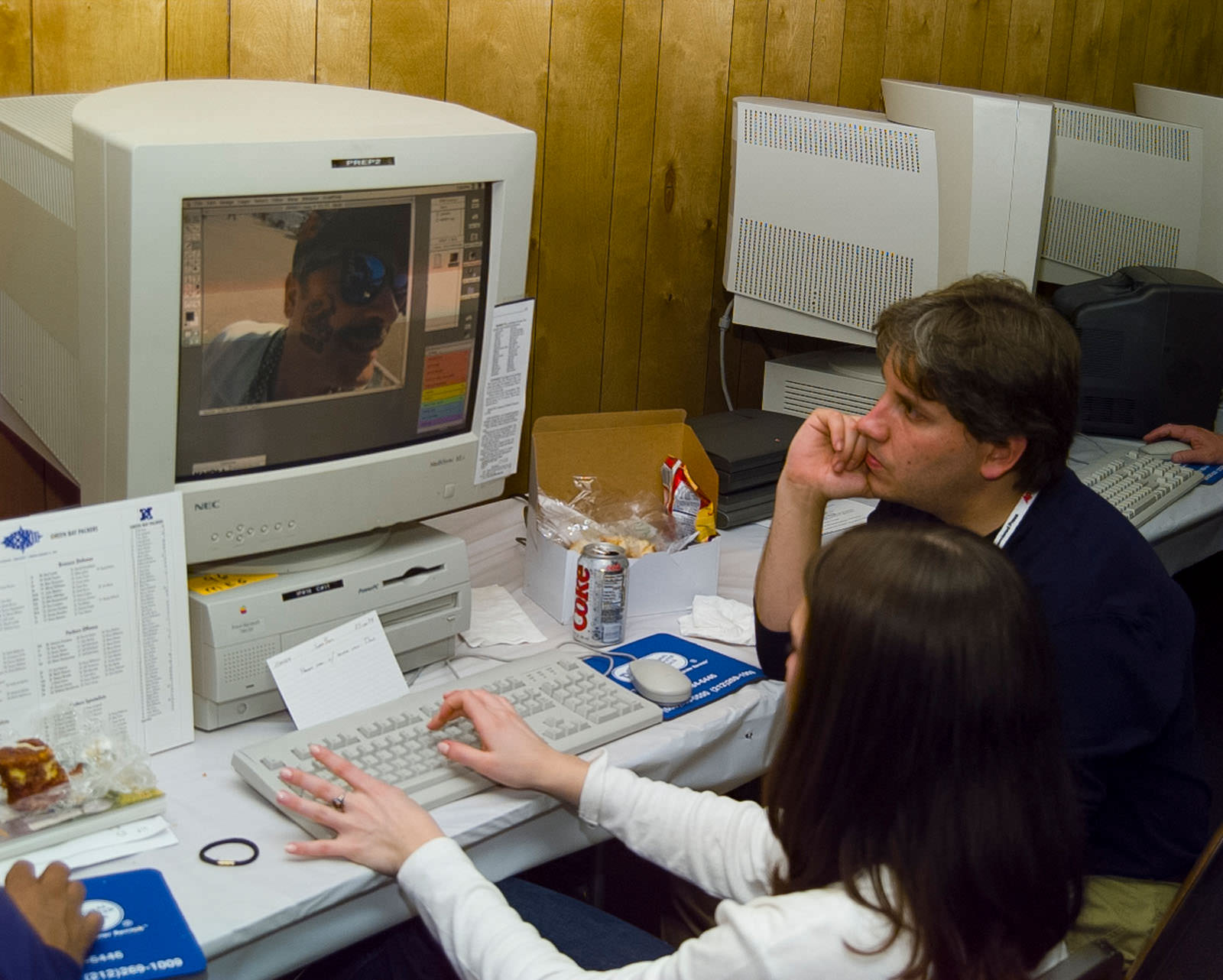 How Photo Mechanic Was Born at Super Bowl XXXII in 1998 | PetaPixel