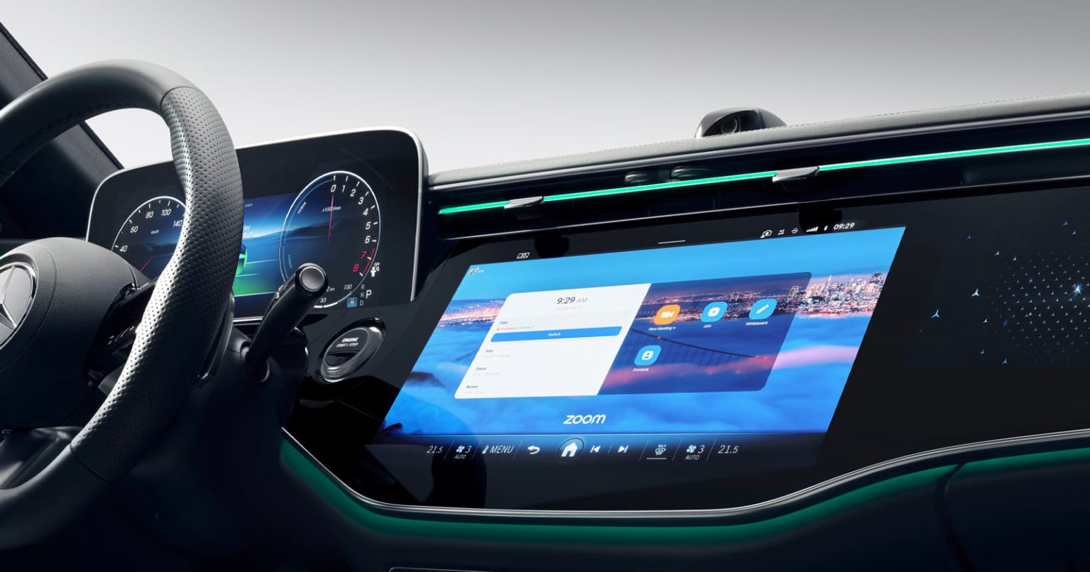 Mercedes' New E-Class Has a Selfie Camera for Photos, Videos, Zoom ...