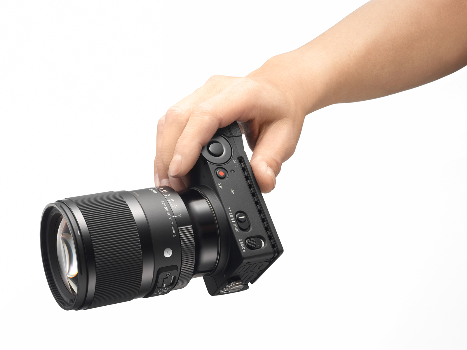 Sigma's 50mm f/1.4 Art Promises Pro-Level Performance for $849 | PetaPixel