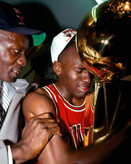 Andrew Bernstein: The Photographer Behind Iconic NBA Photos | PetaPixel