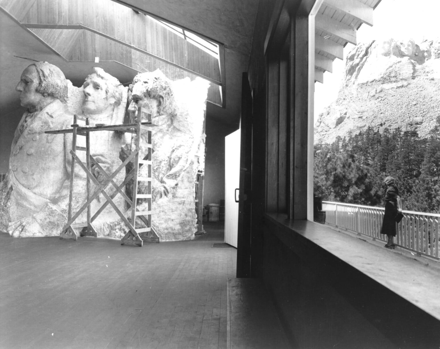 Historical Photos of Mount Rushmore Before the Famous Faces | PetaPixel