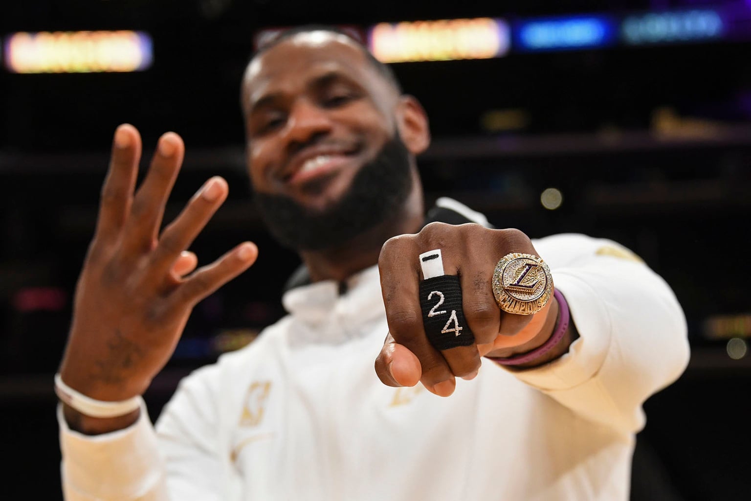 Andrew Bernstein: The Photographer Behind Iconic NBA Photos | PetaPixel