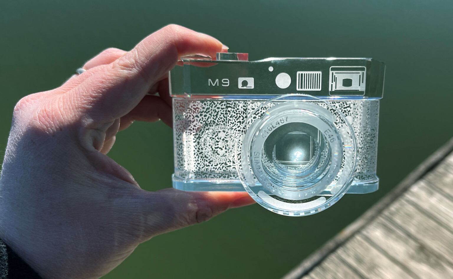 Elegant and Unbelievable: Crystal-Clear Photos with a Crystal Camera ...