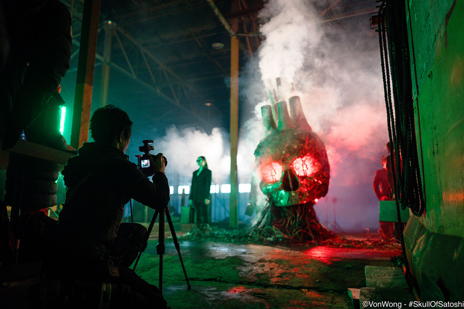 Von Wong's Giant 'Skull of Satoshi' Aims to Expose Bitcoin's Dangers ...
