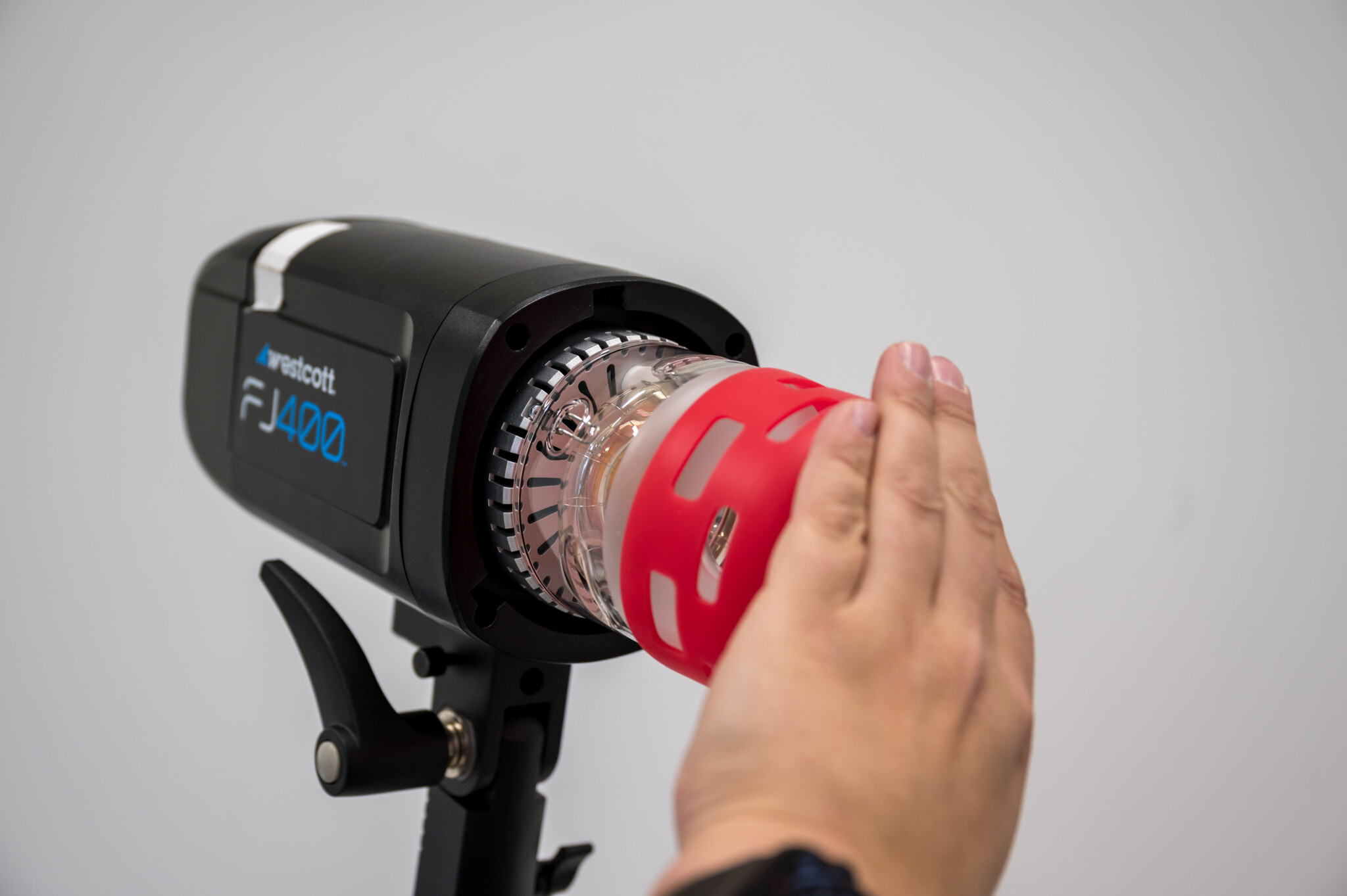Westcott FlexiGels Makes Rapid Color and Modifier Changes a Breeze ...
