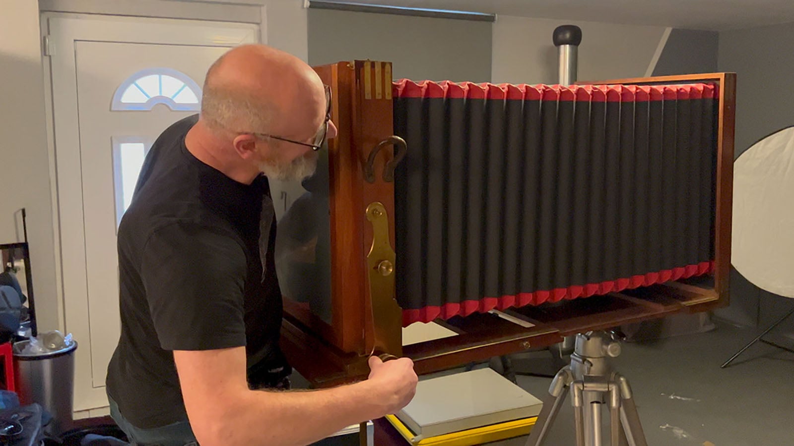 Using an Ultra-Fast 140mm f/1 Lens on an Ultra-Large-Format Camera ...