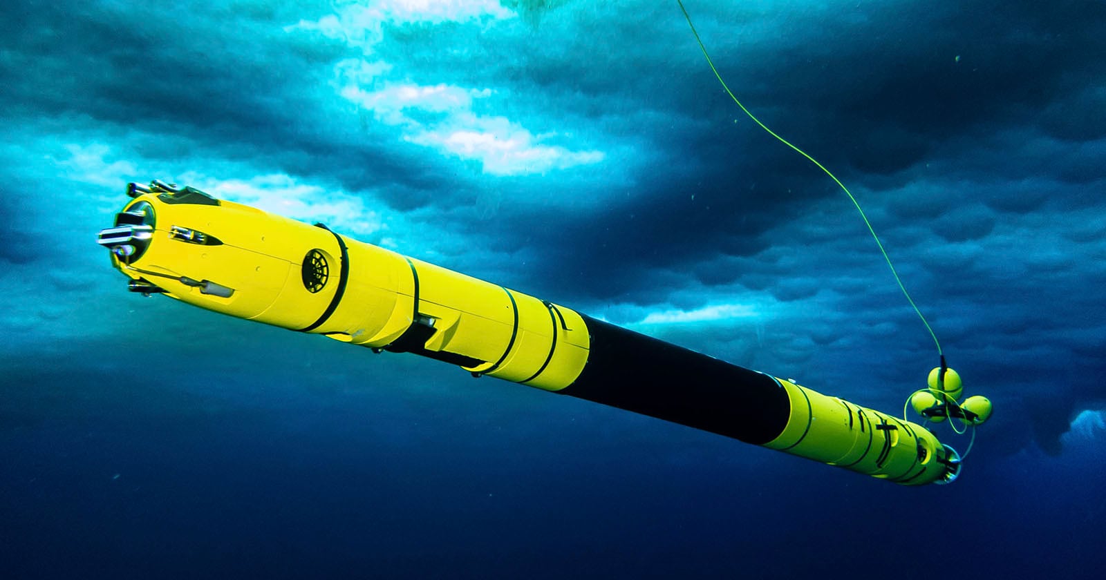 Giant Yellow Camera Robot Finds Deep Cracks Under the 'Doomsday Glacier ...