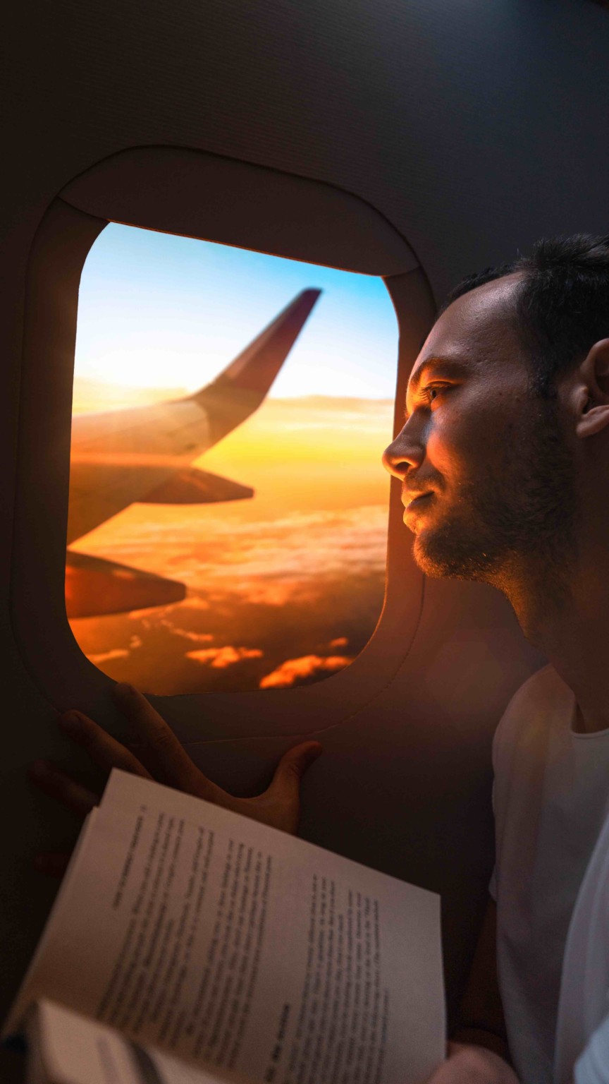 Photographers Reveal How to Fake Influencer Travel Photos with a TV ...