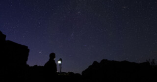 Five Planets Line Up in the Night Sky Tonight | PetaPixel