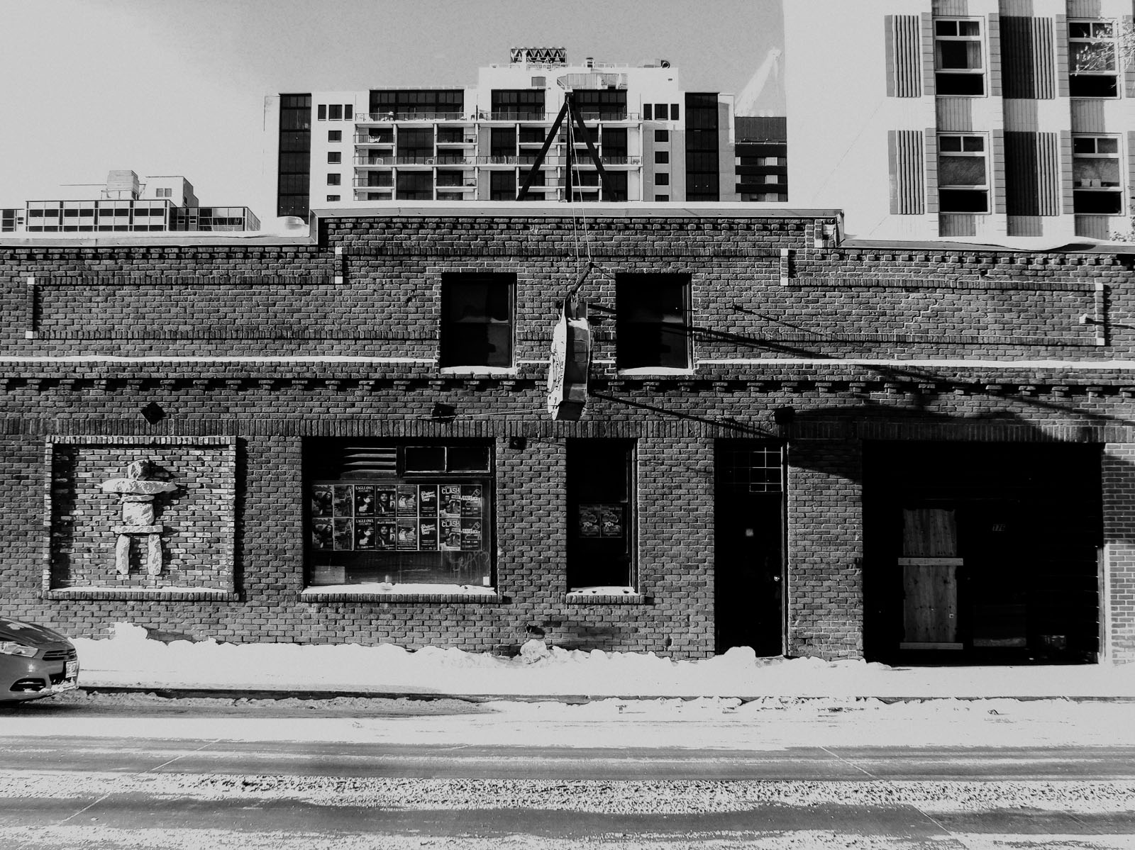 Photographer Converts Broken Film Camera into a Working Digital One ...