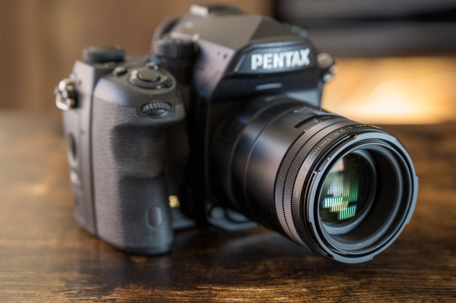 Pentax 100mm f/2.8 Macro Review: Great Quality in an Outdated Package ...