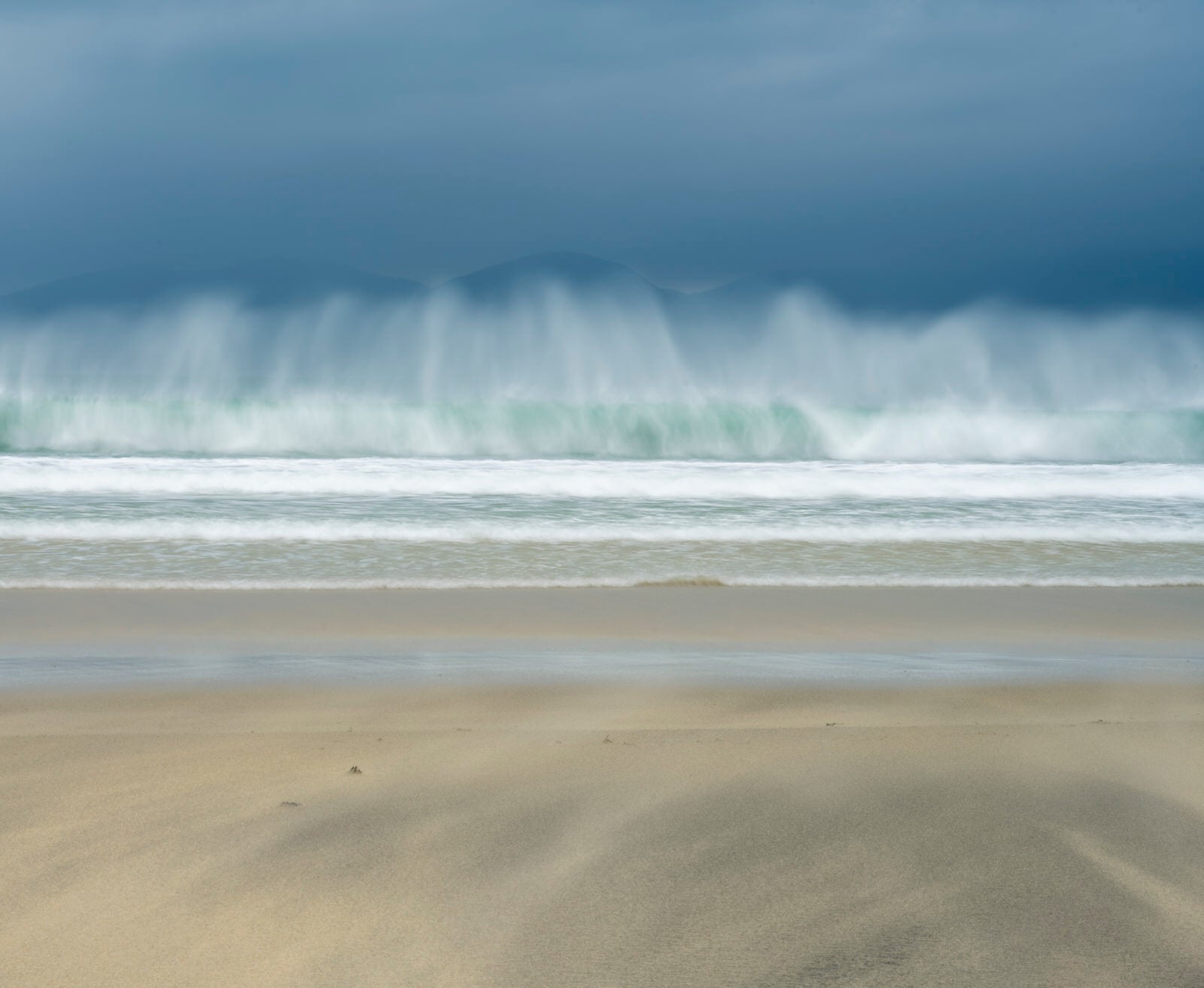 Why I Spent 30 Days Photographing the Same Beach | PetaPixel
