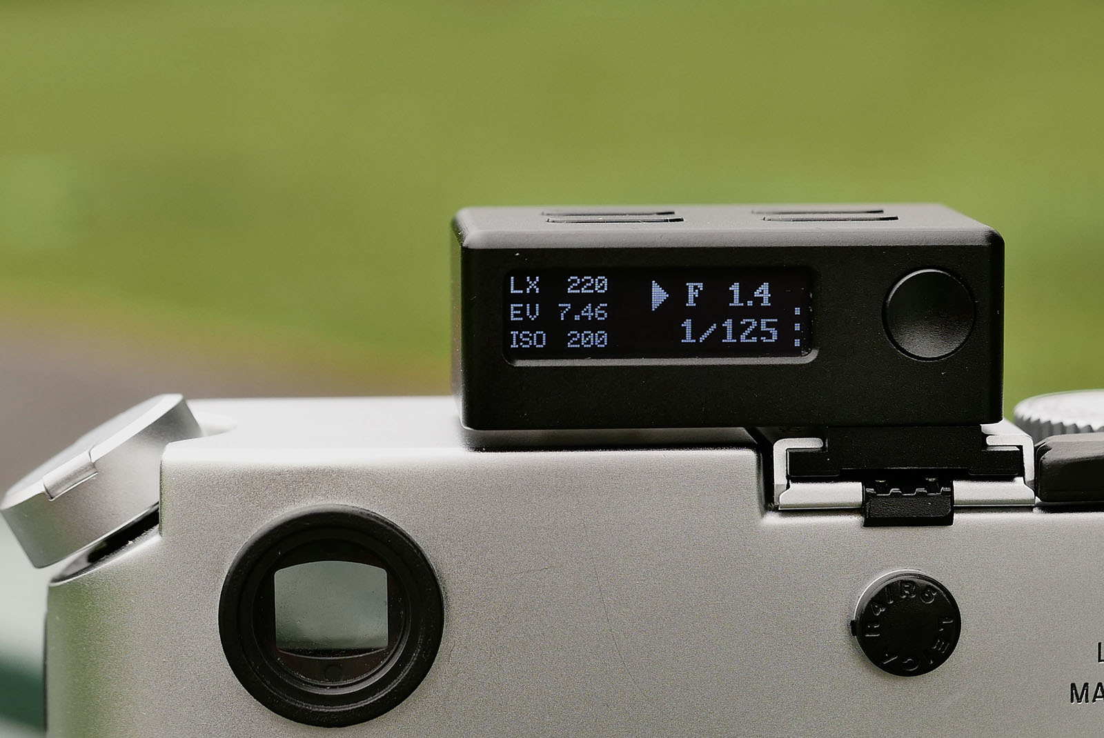The Keks KM02 OLED Light Meter is Small, Light, and Feature Rich ...