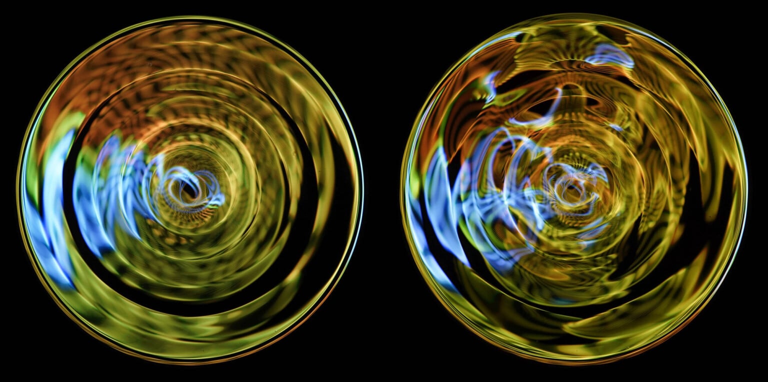 A Simple Technique to Photograph Standing Waves on Water | PetaPixel