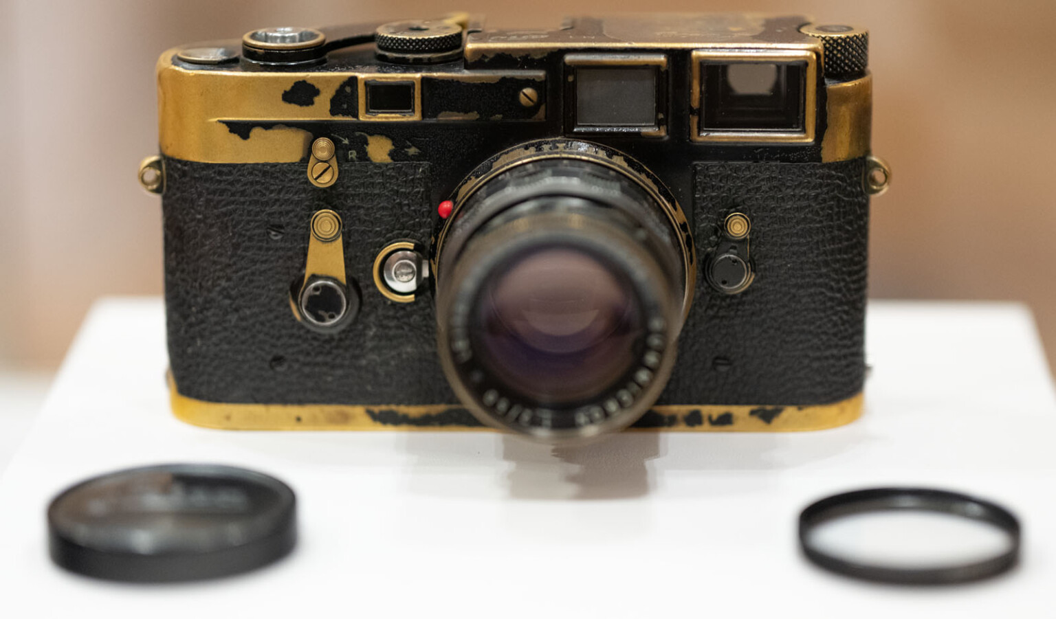 Exclusive: A Look at the Ultra-Rare Cameras in the 2023 Leitz ...