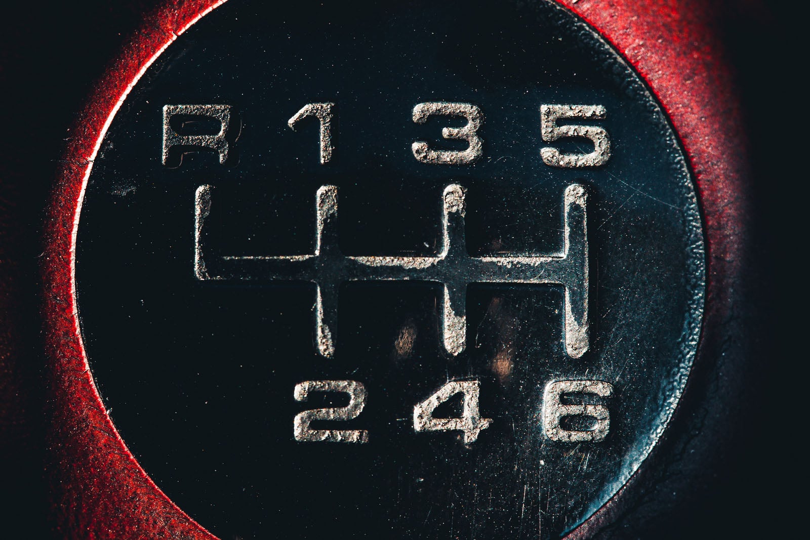 Photographer Uses a Macro Lens to Put a Distinct Spin on Car ...