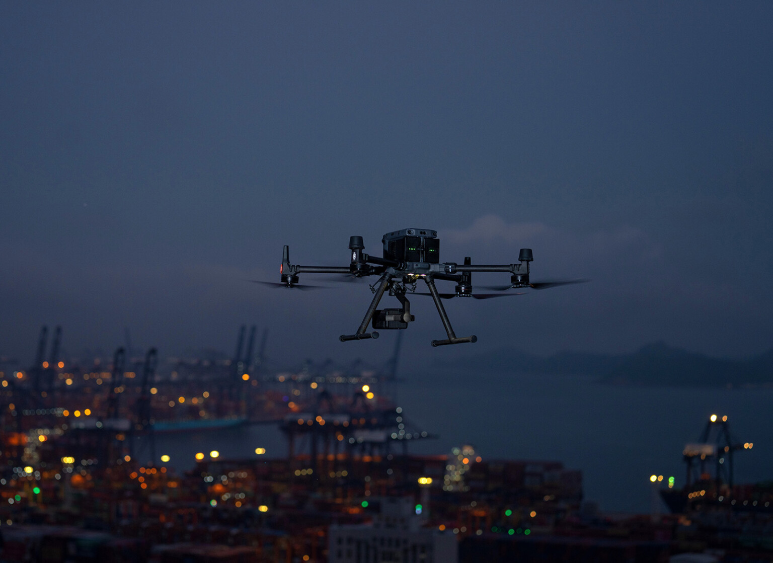 DJI’s New Matrice 350 RTK: 4 Camera Options and 55-Minute Flight Times ...