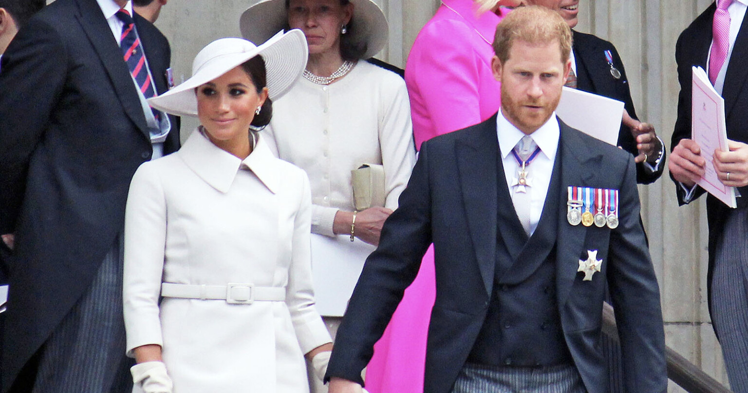 Prince Harry and Meghan Markle in 'Near Catastrophic Car Chase' With ...