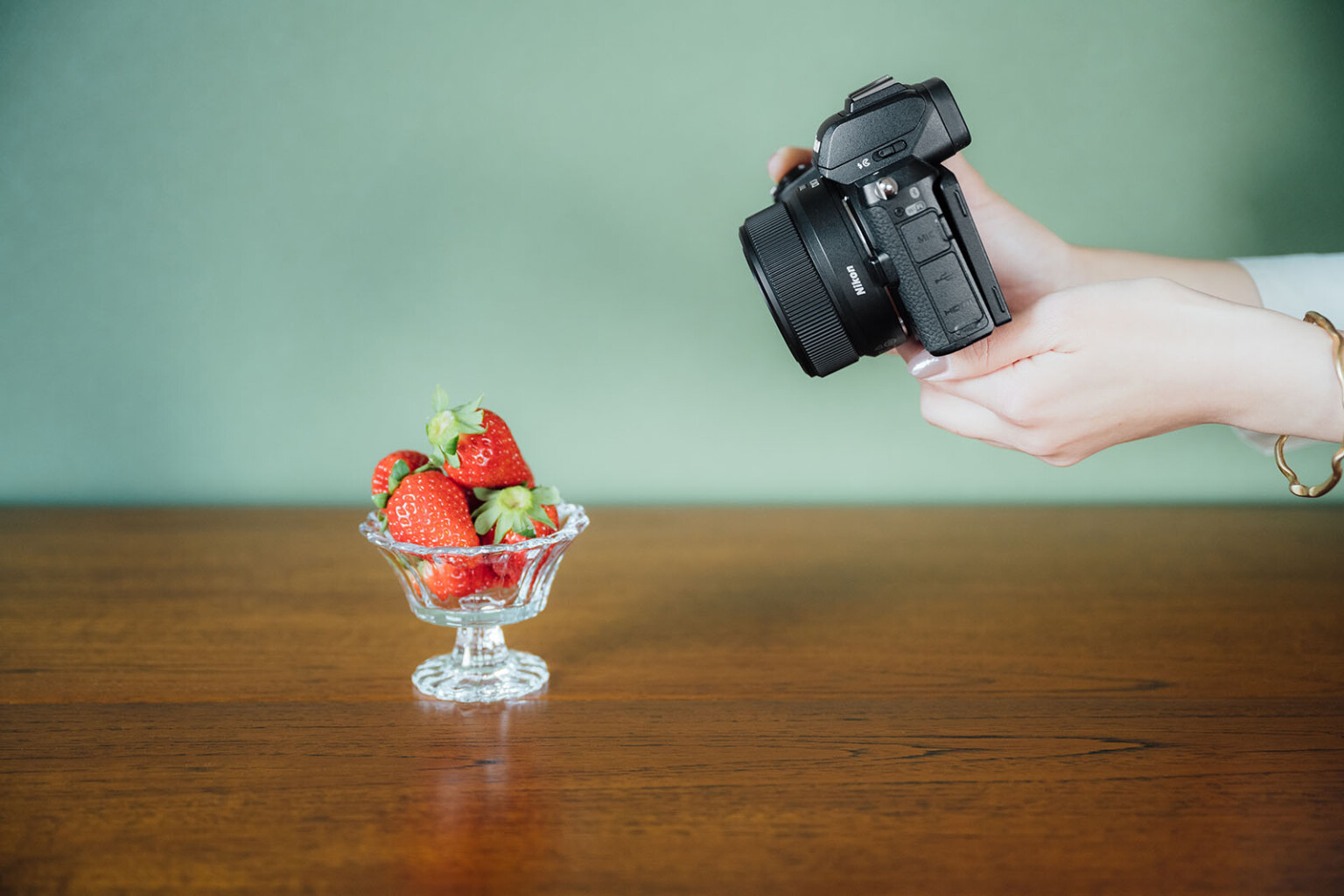 Nikon's 24mm f/1.7 Brings Big Bokeh to APS-C Z-Mount | PetaPixel
