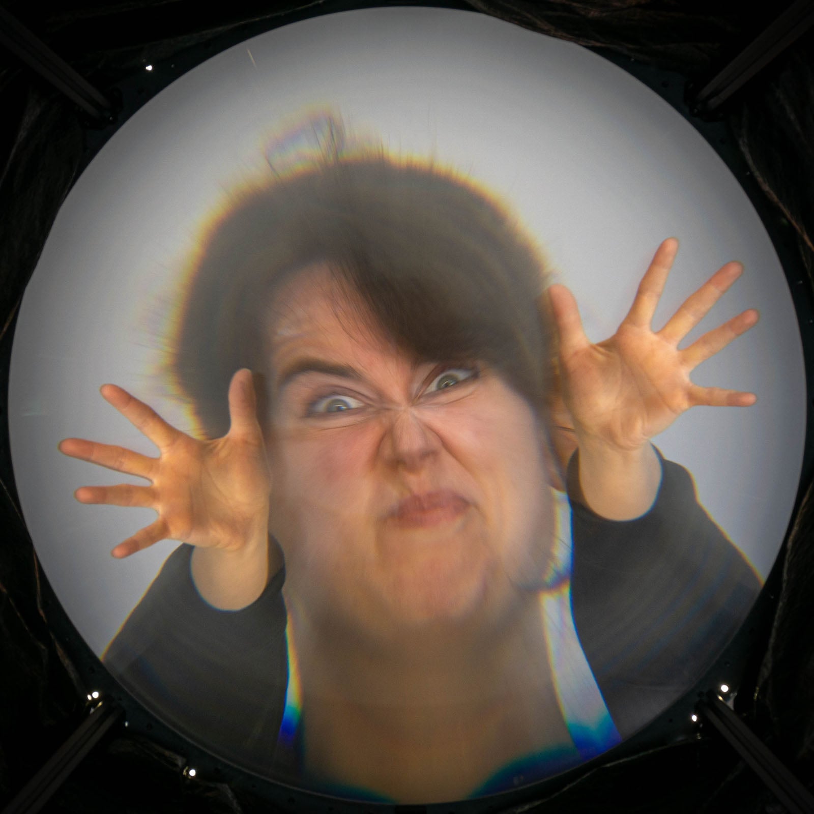 Wacky Lens Creates Hilarious Reverse Perspective Portraits | PetaPixel