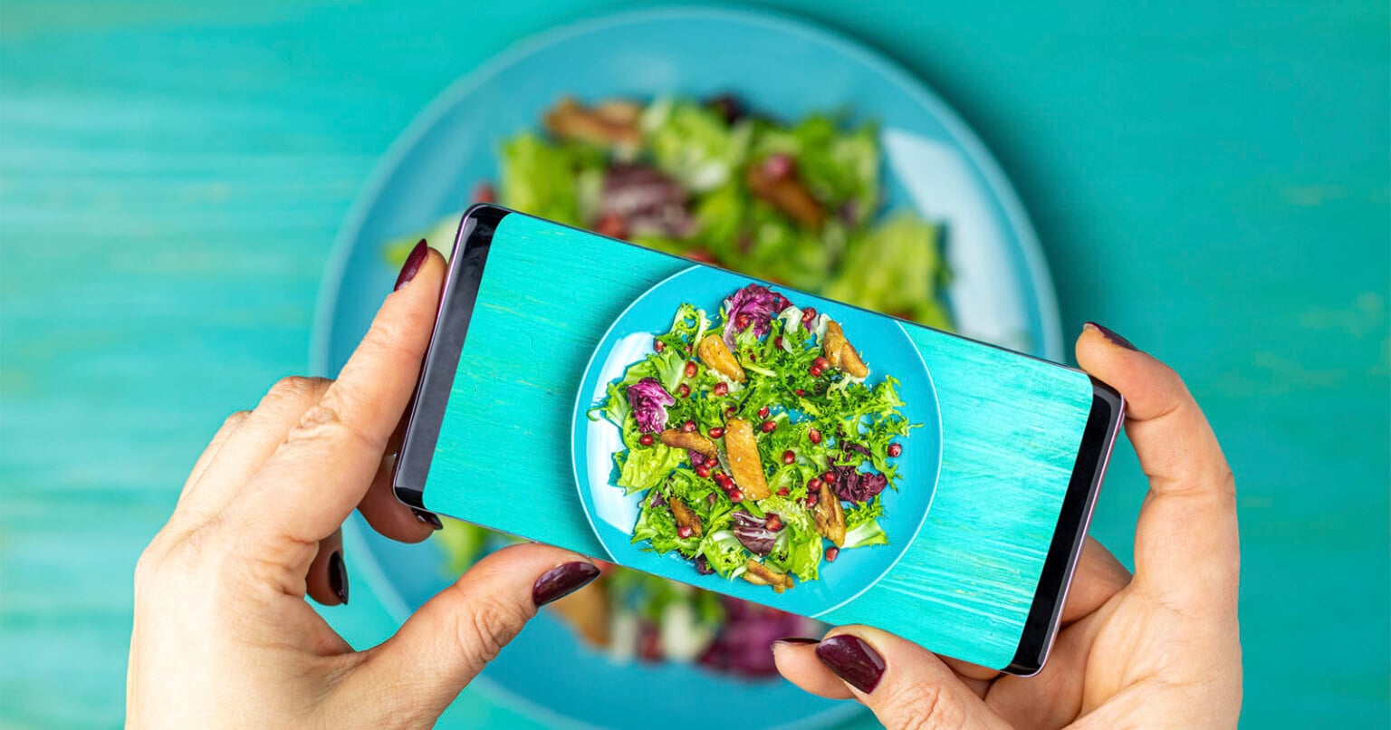 This App Can Calculate The Calories in Your Food Photos | PetaPixel